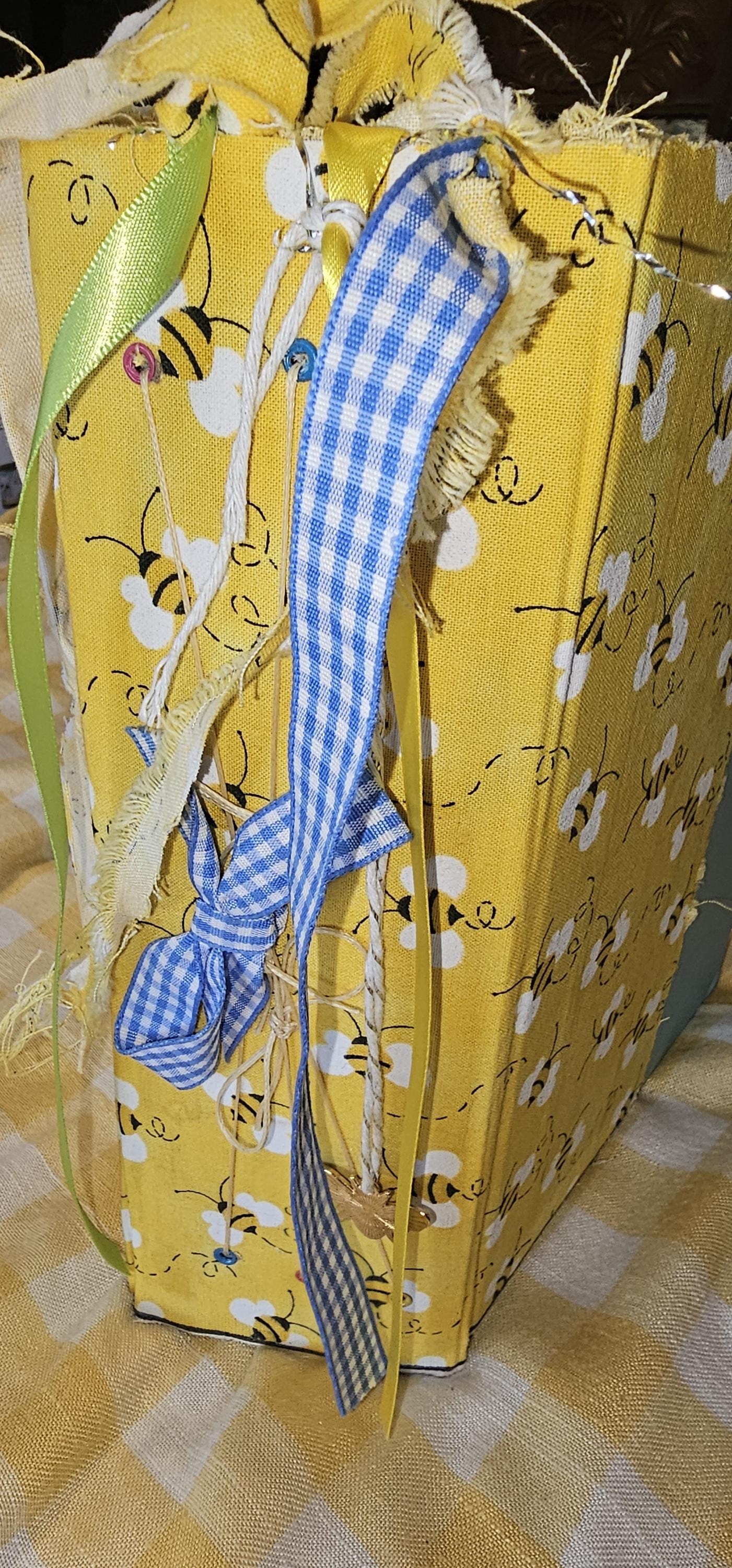 Bee Junk Journal - Etsy