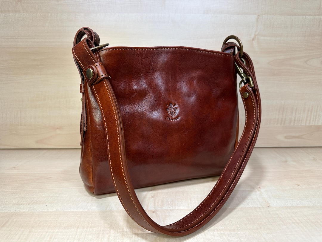 Handmade Italian Leather Crossbody Bag: Women's Shoulder Bag - Etsy