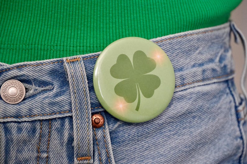 Clover Button - Etsy