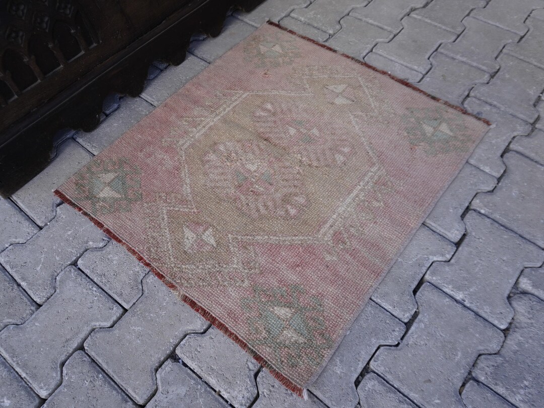 Mini Decor Rug 2x2 Ft , Door Mat, Hand Knotted Rug, Oriental Vintage ...