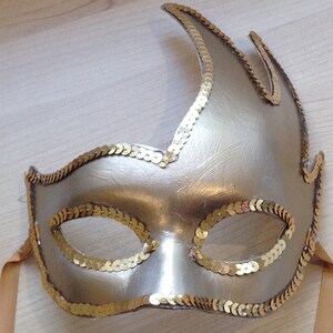 Handmade Asymmetric Masquerade Masks - Etsy
