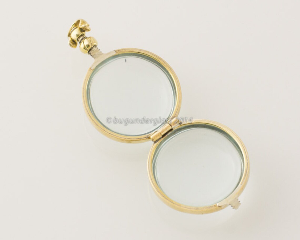 Round Glass Locket Brass Gold Colored Memento 22mm - Etsy