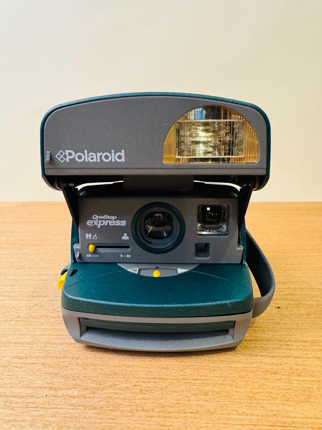 1990s Polaroid 600 One Step Express Instant Camera - Etsy