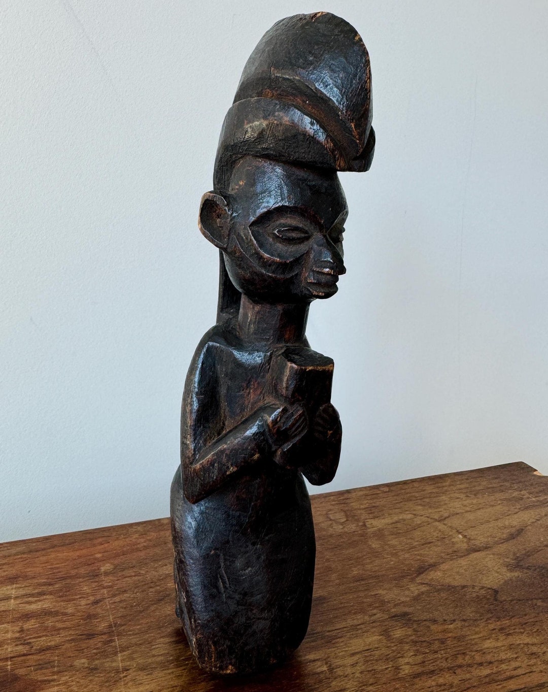 Hand Carved African Kneeling Statue - Etsy