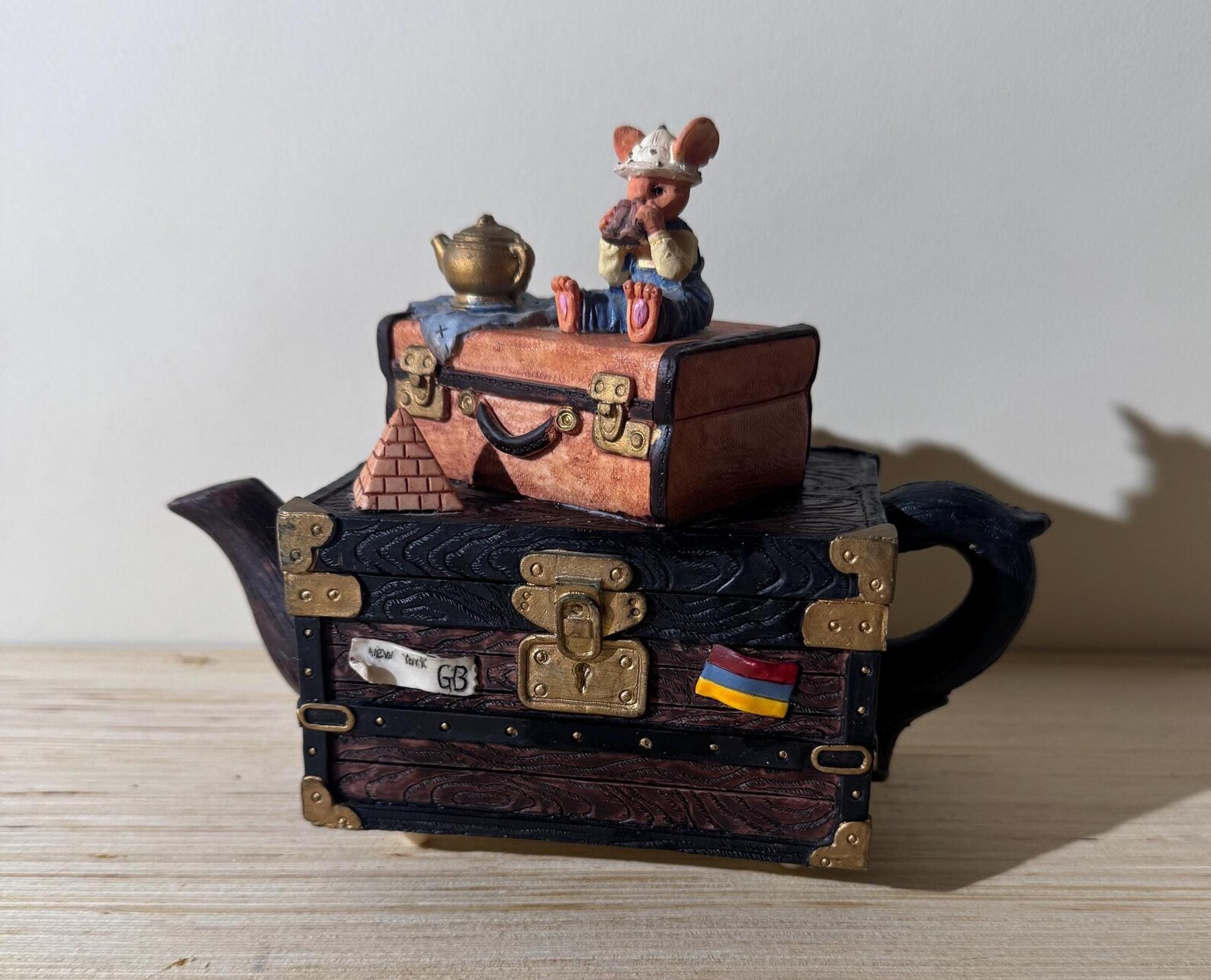 Vintage Traveling Mouse Music Box, Plays 'it's a Small World' - Etsy
