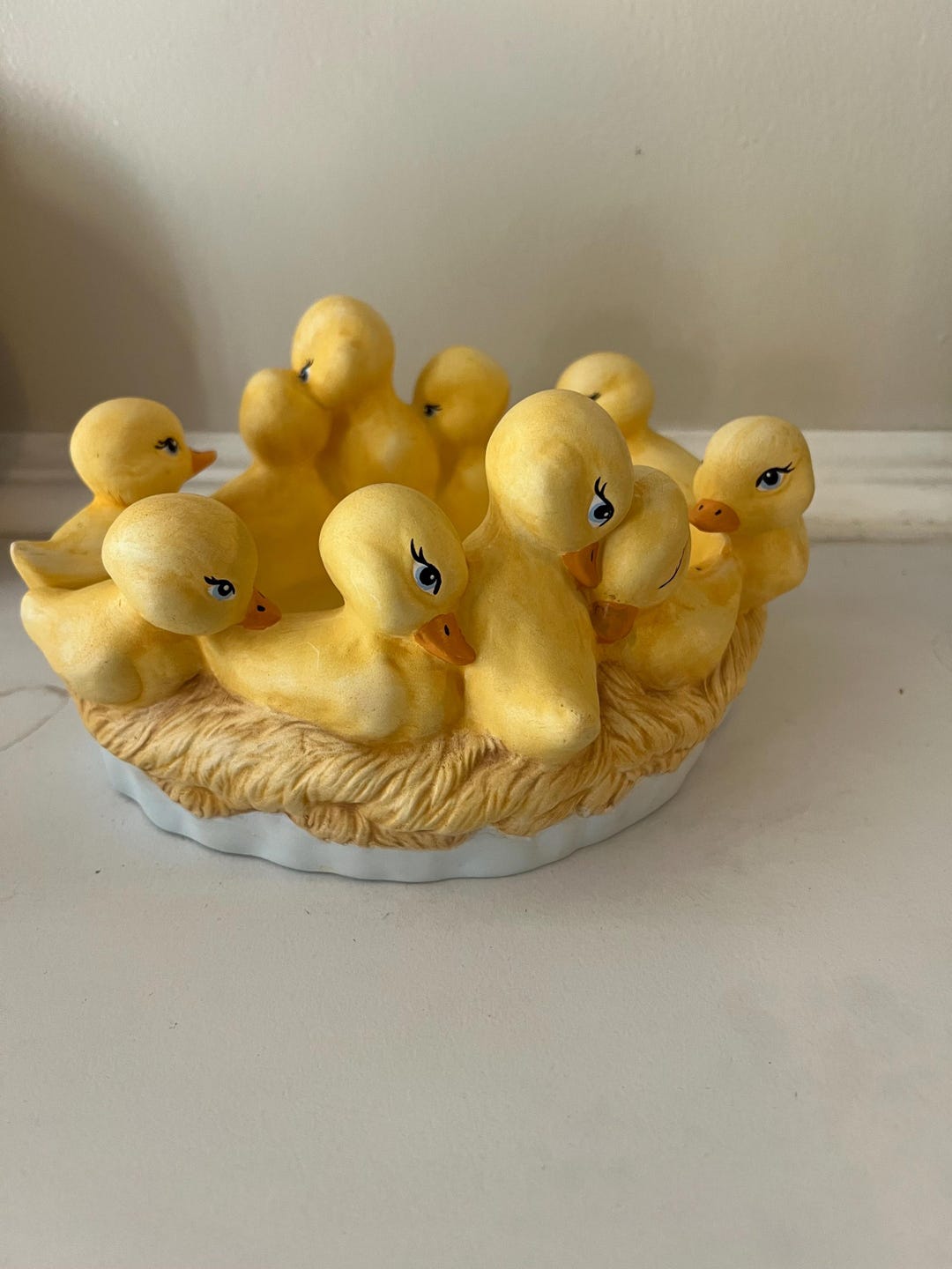 Vintage Hand Painted Circle of Ducks. Ring of Ducklings. Bowl, Planter ...