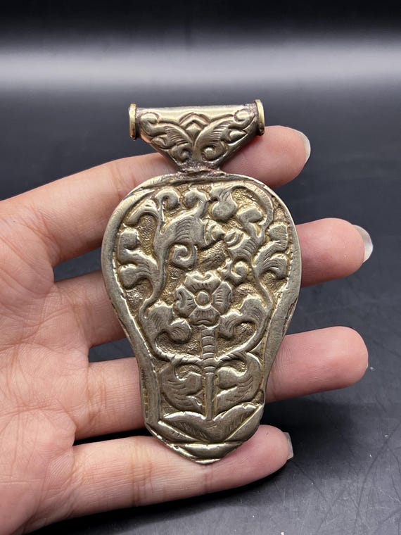 Antique Ancient Near Eastern Roman fish Pendant with … - Gem