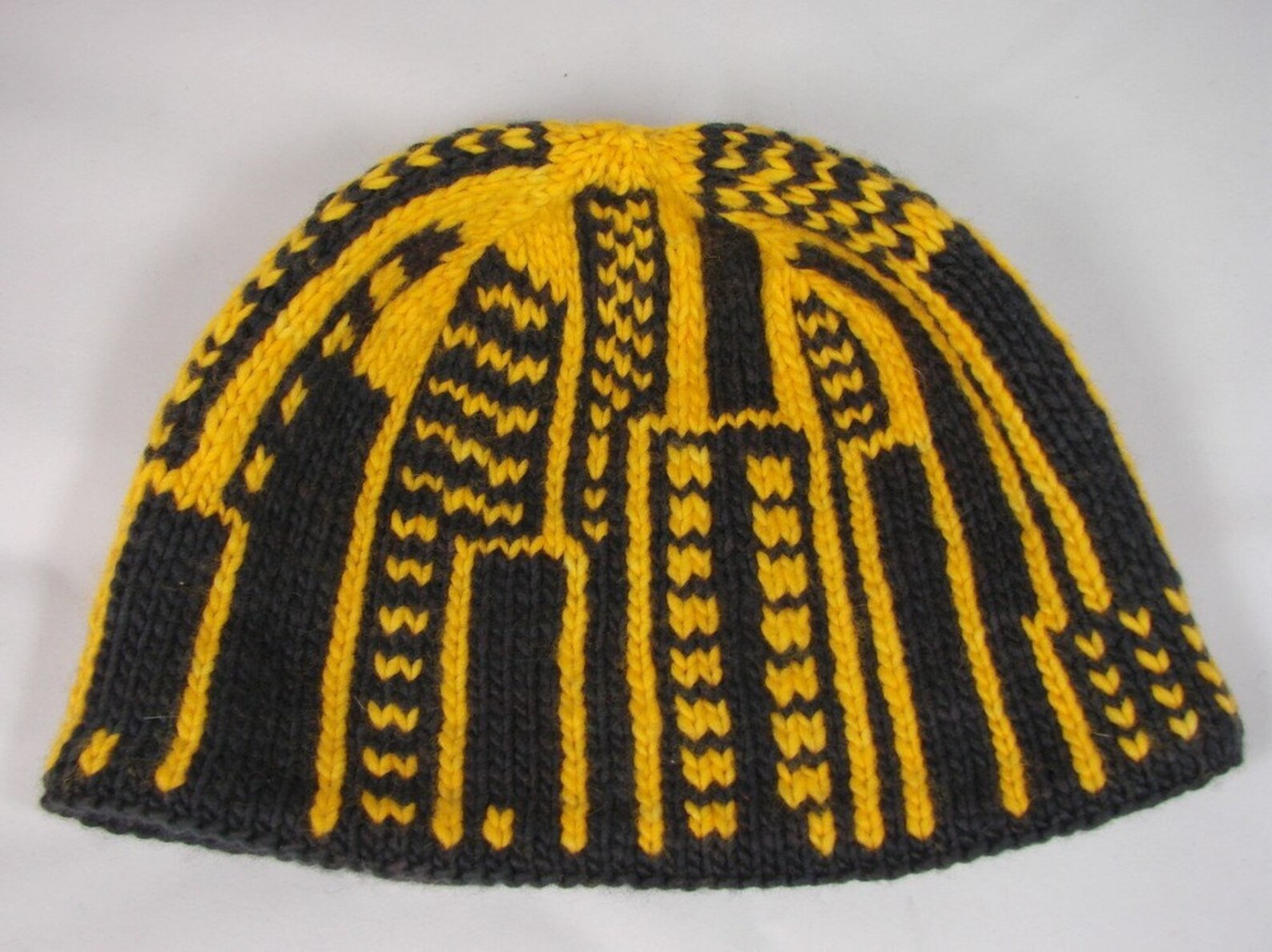 Skyline Hat- Knitting Pattern PDF - for Stranded Colorwork - Etsy Canada