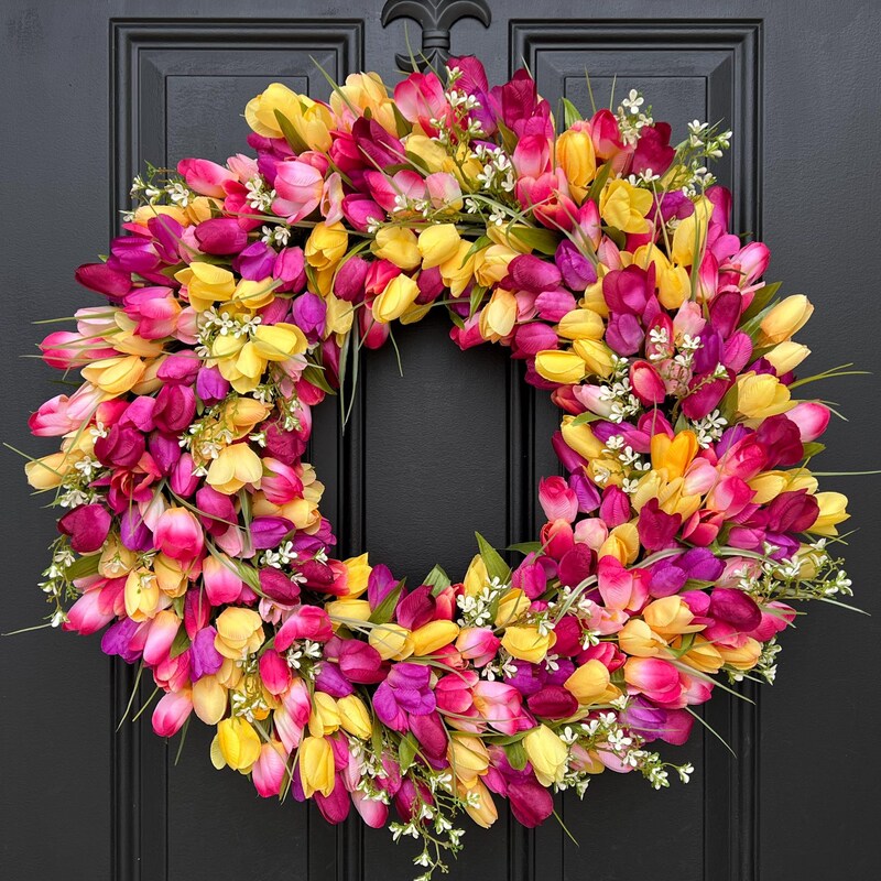 Tulip Wreath - Etsy