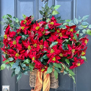 BEST SELLER Red Poinsettia Wreath, Christmas Poinsettia Basket Wreath ...