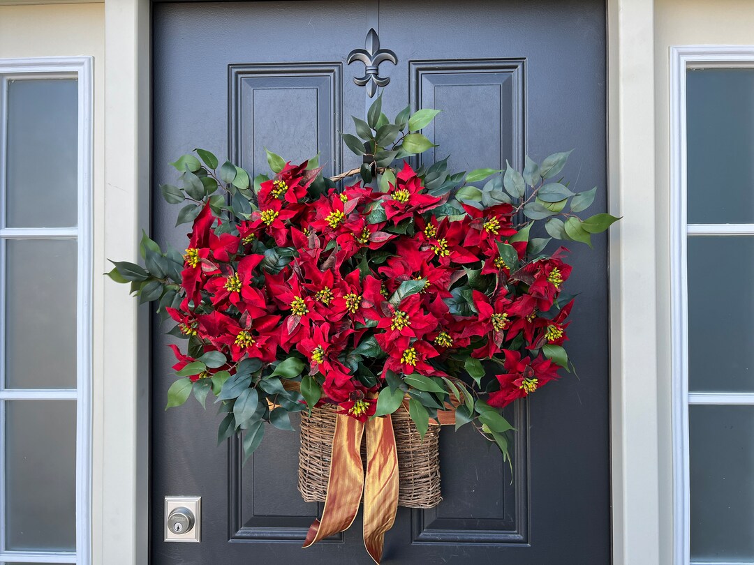 BEST SELLER Red Poinsettia Wreath, Christmas Poinsettia Basket Wreath ...