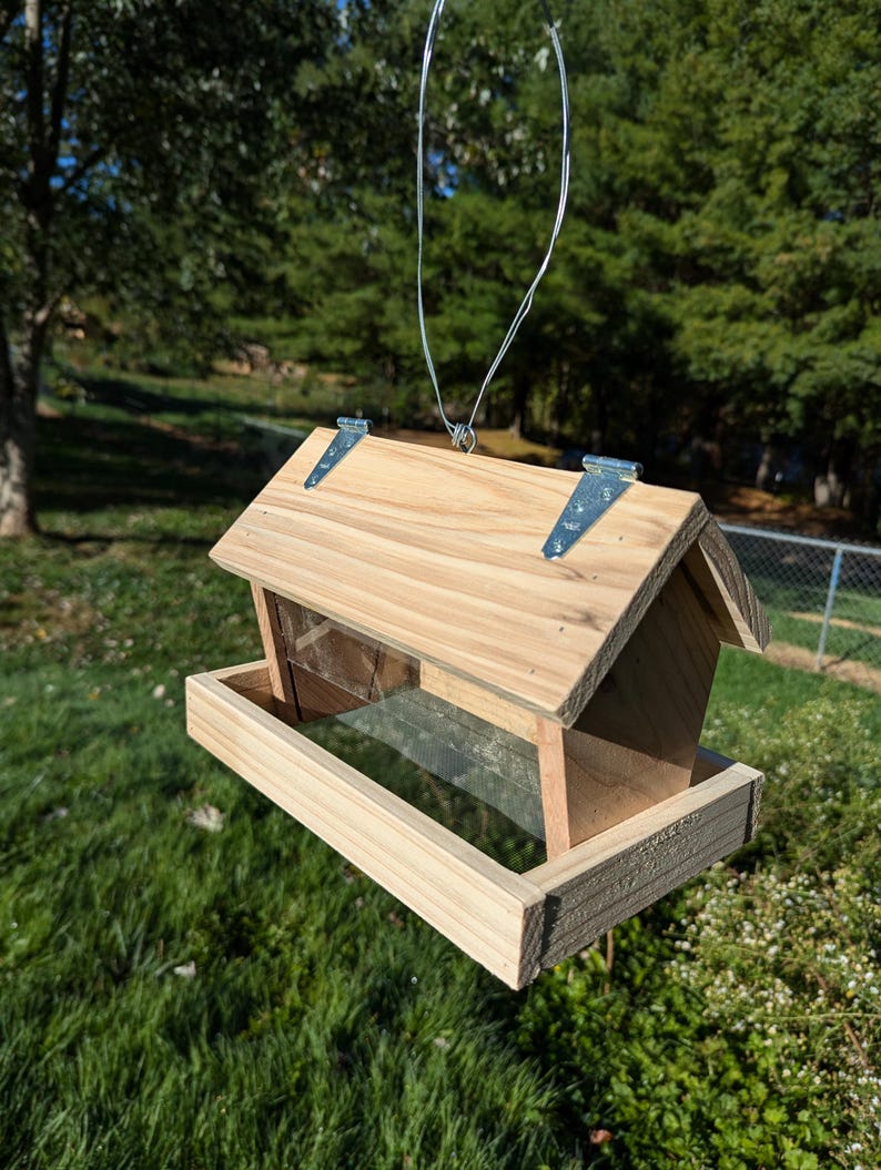 Cedar Wooden Bird Feeder: Farmhouse Style, Easy Refill (11x7x7) - Etsy