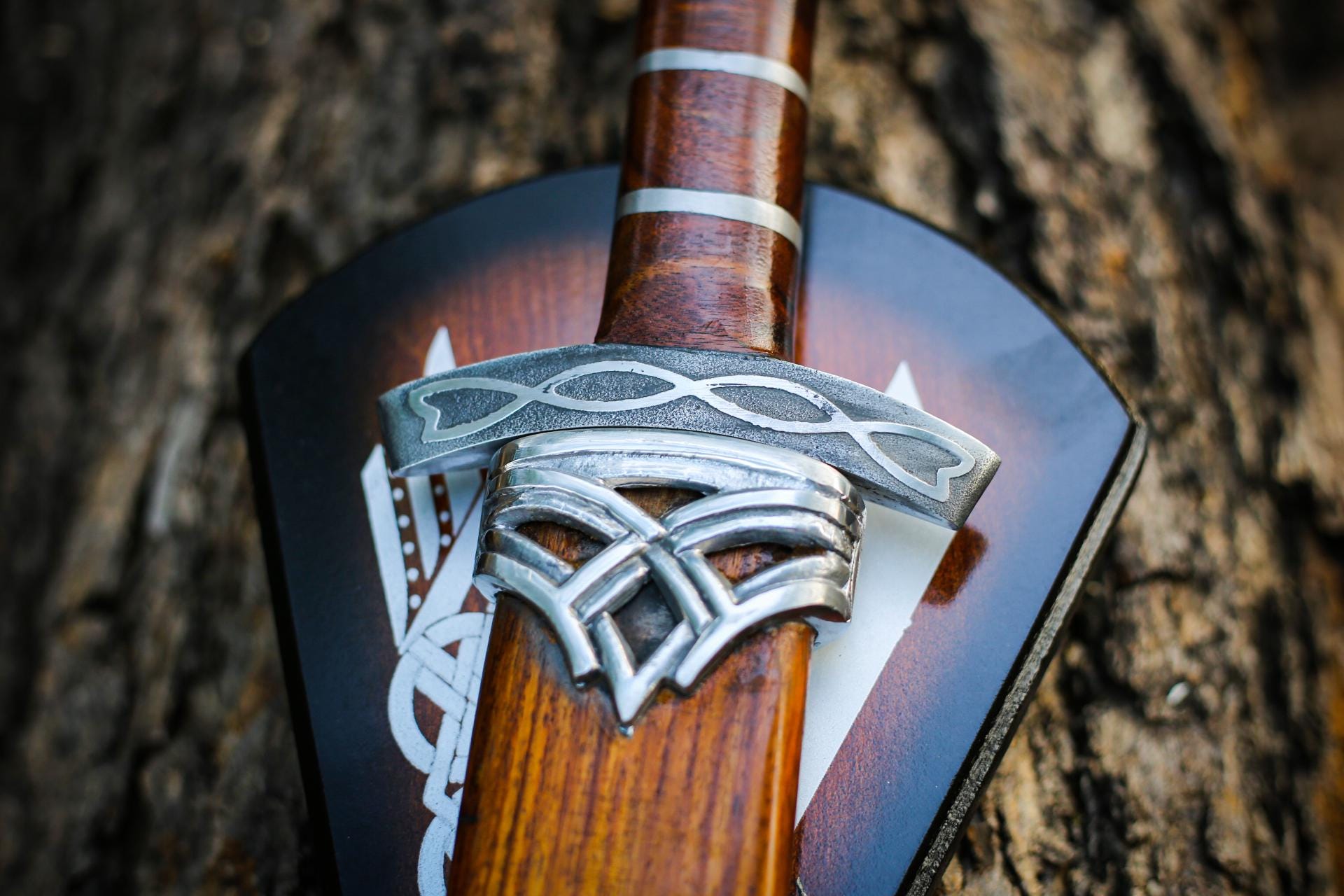 Handmade VIKING Sword Real Damascus Steel Northman Sword Beautiful Gift ...