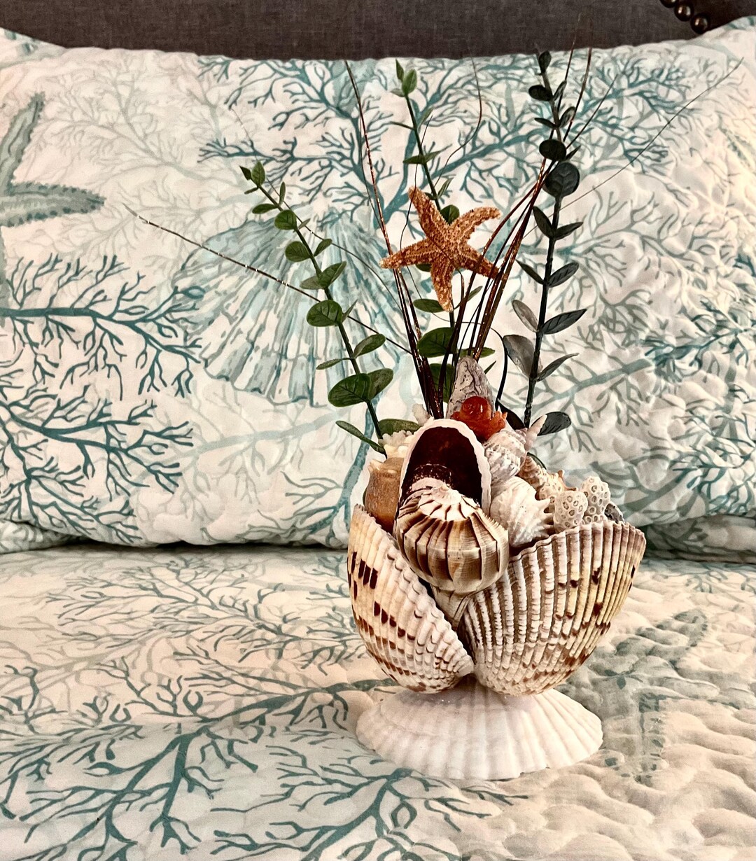 Seashell Statue: Atlantic Cockle Shells, Faux Eucalyptus Ocean Decor - Etsy