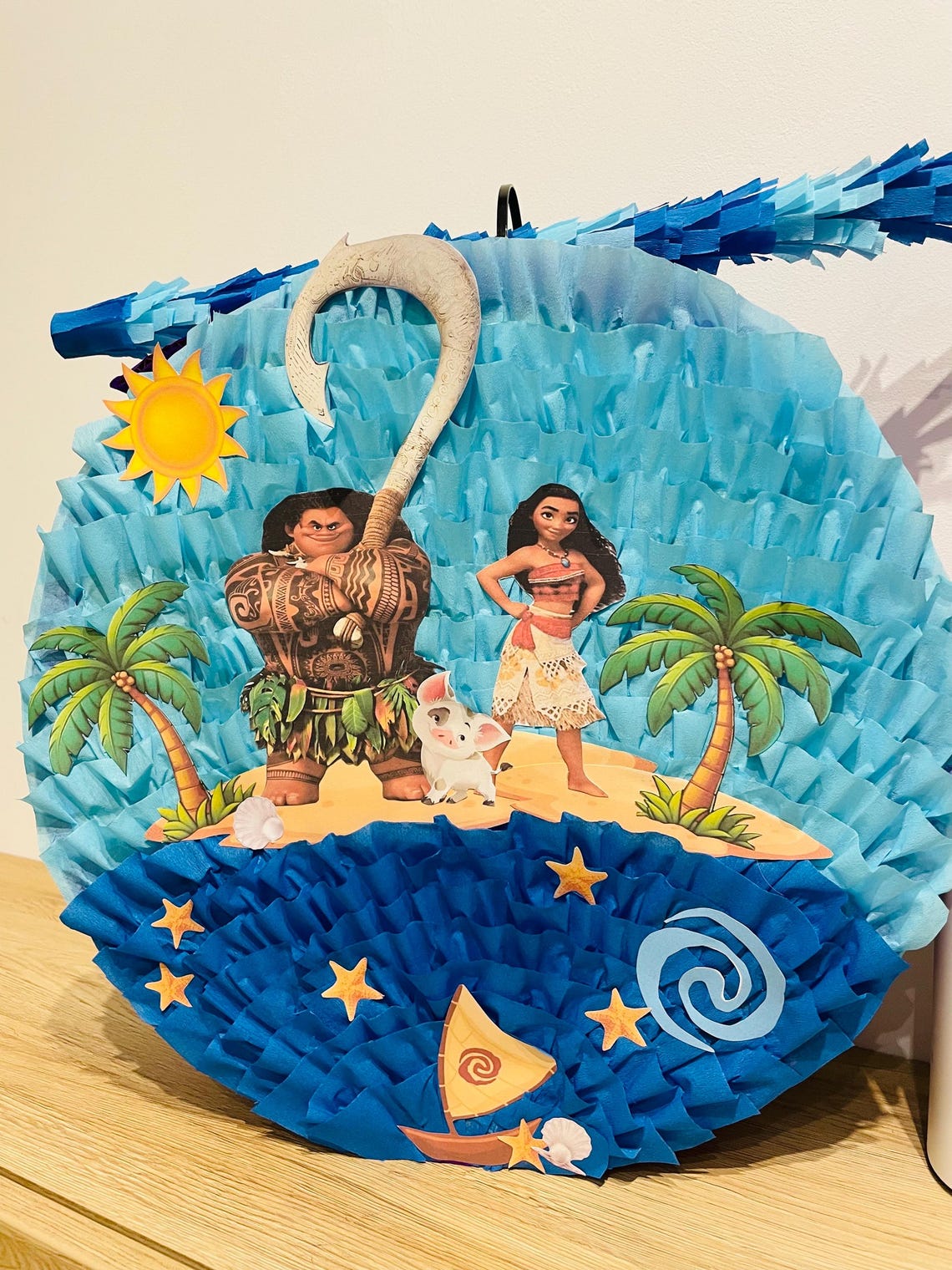 Moana and Maui Pinata - Etsy