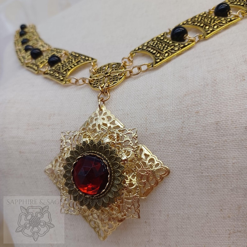 45-50 Inch "lorenzo" Medieval Renaissance Tudor Elizabethan Livery ...