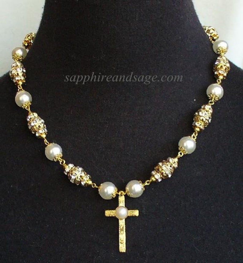 Baroness Rodmilla De Ghent-inspired "ever After" Movie Pendant Necklace ...
