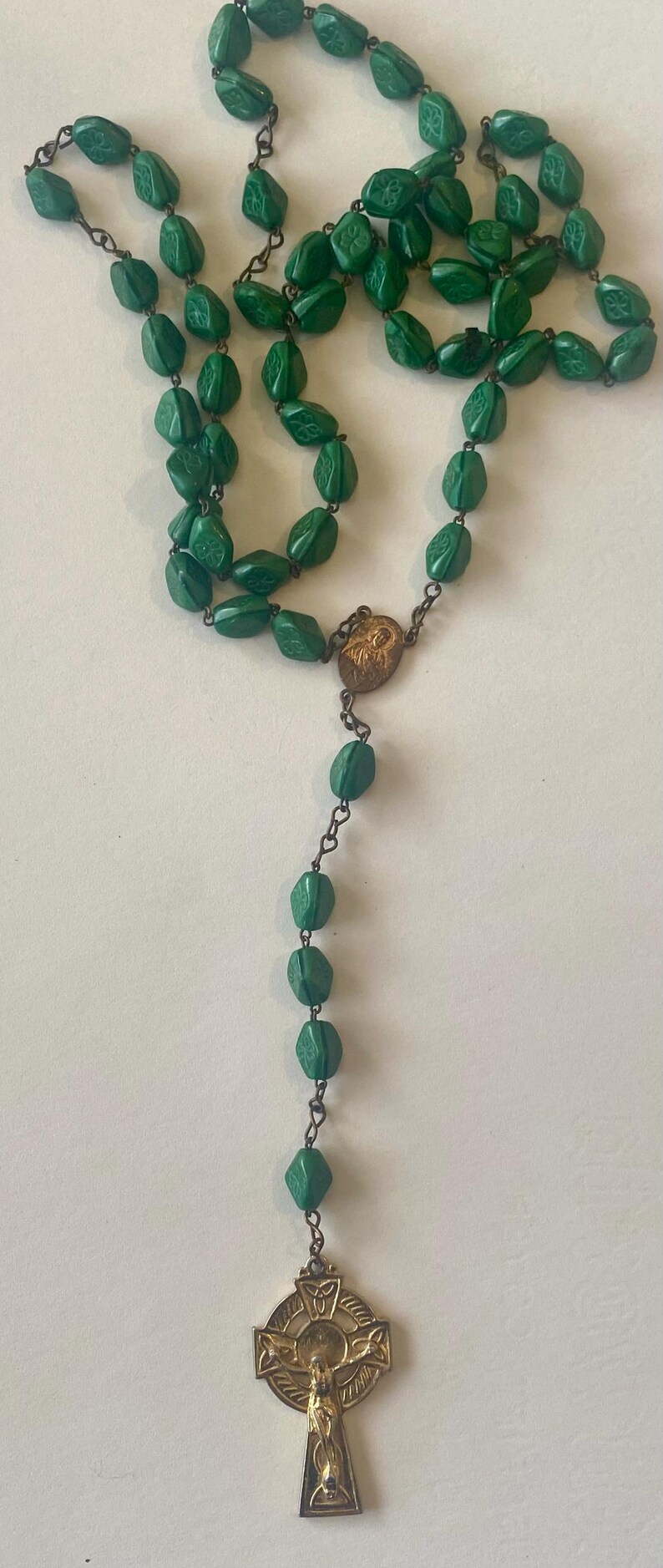 An Erin Irish Catholic Green Glass Clover Rosary - Etsy
