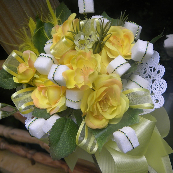Corsage 1950s - Etsy