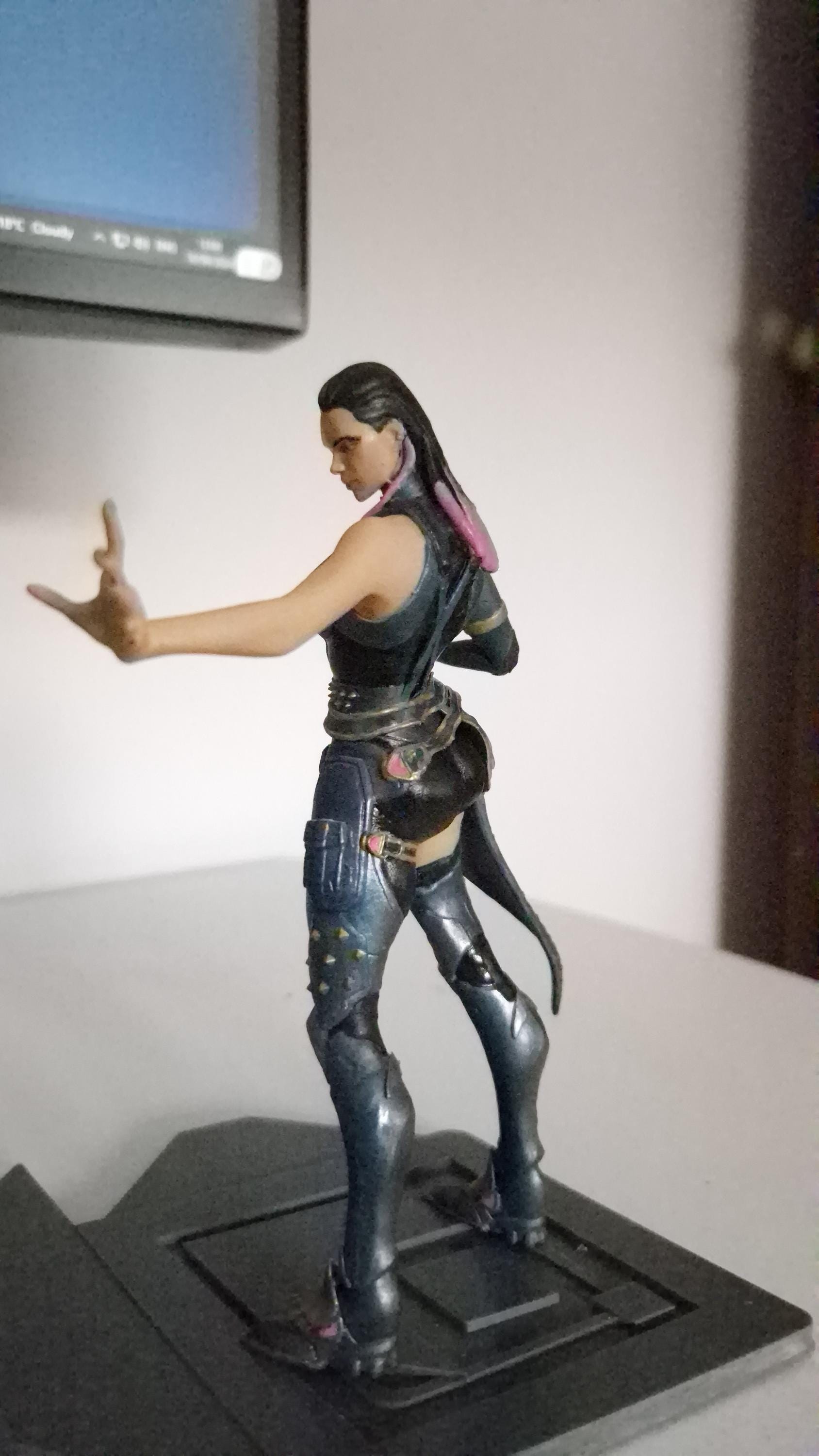 Reyna VALORANT Collectible Figurine Hand-painted - Etsy