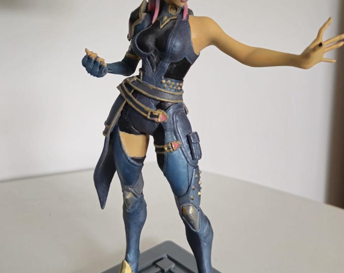 Reyna Cosplay Template | Pepakura for Cosplay | Valorant - Etsy Canada