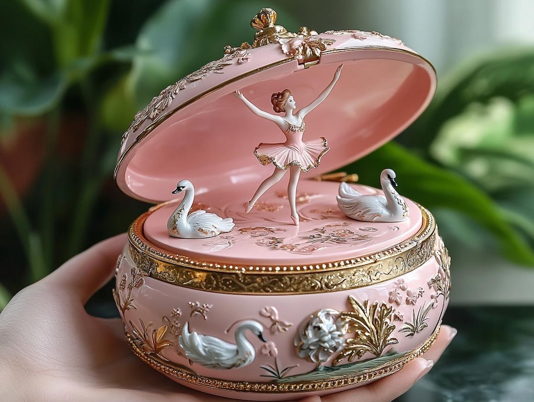Personalized Carousel Exquisite Music Box, Vintage Exquisite Music Box ...