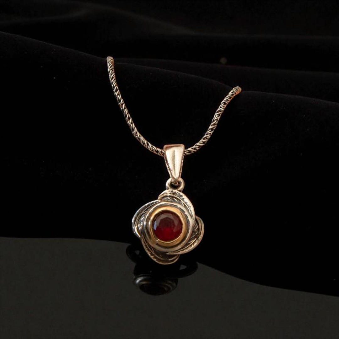Oval Pendant Necklace, Vintage Victorian Red Flower Necklace, Handmade ...