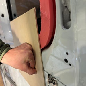 Custom 3D Printed Window Corners for Sprinter Vans – Curved Window Trim ...
