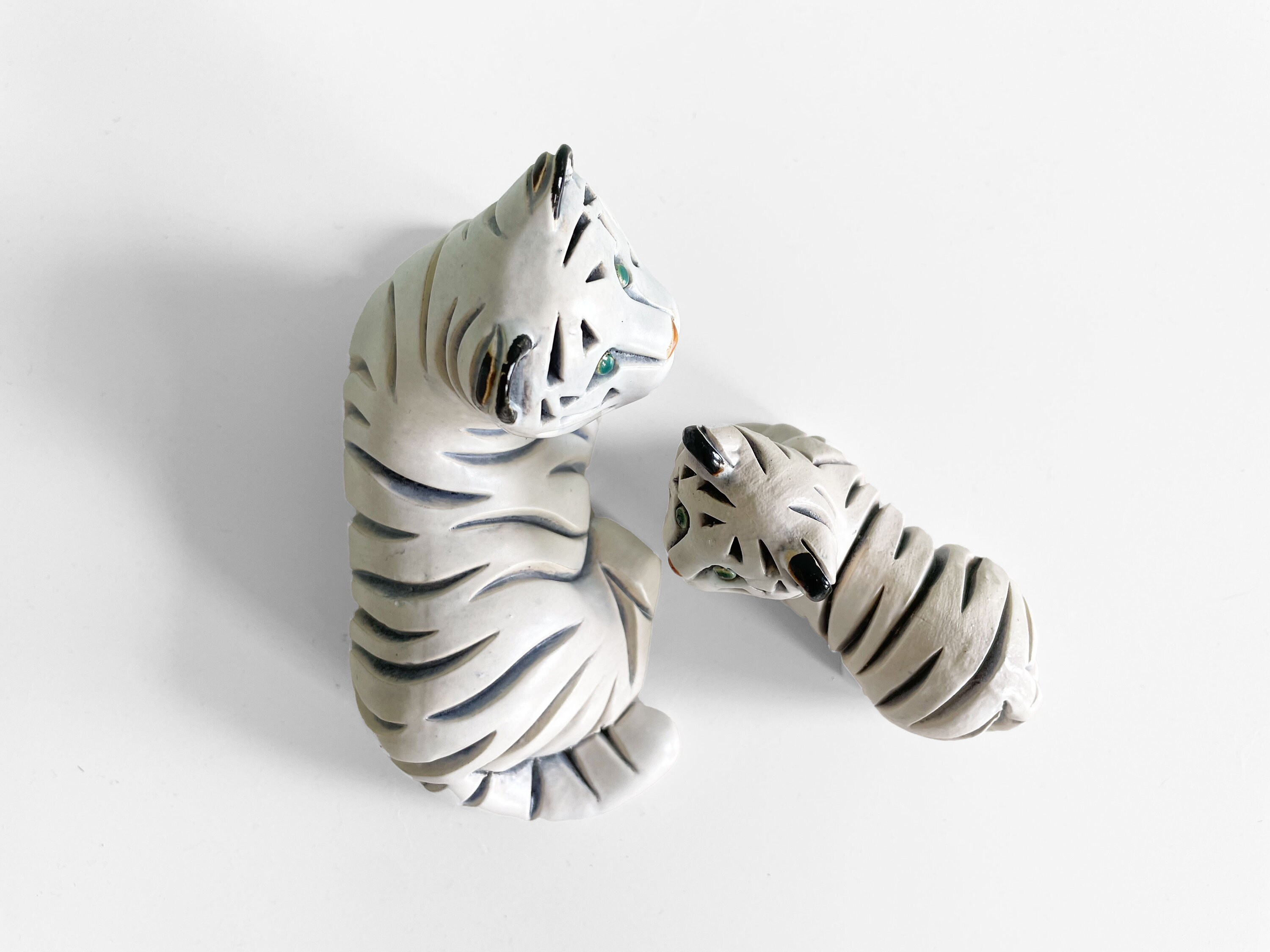 Artesania Rinconada White Tiger Cat With Baby 344 & 344A Earthenware ...