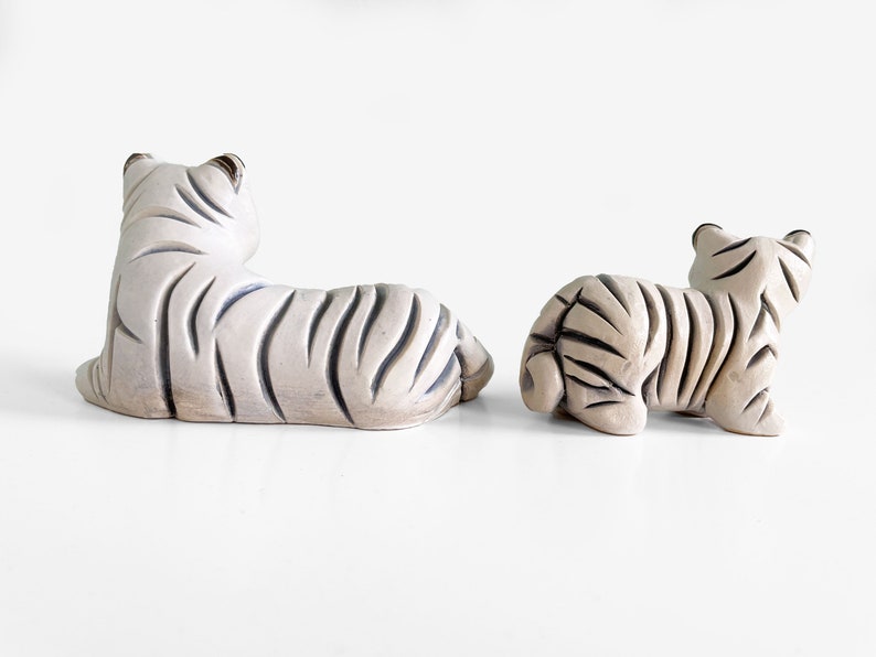 Artesania Rinconada White Tiger Cat With Baby 344 & 344A Earthenware ...