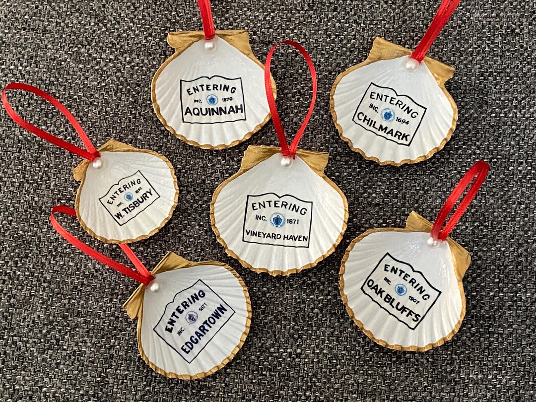 Gold Edged Scallop Ornament Set of 6 - Martha’s Vineyard Signs Entering ...