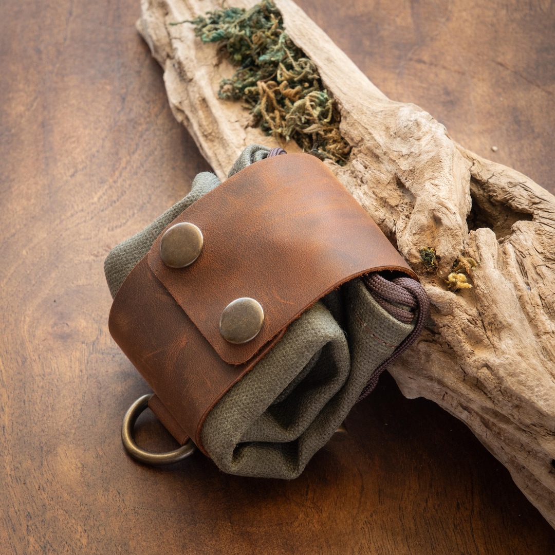 Leather Foraging Pouch – Foldable Hiking Belt Bag - Etsy