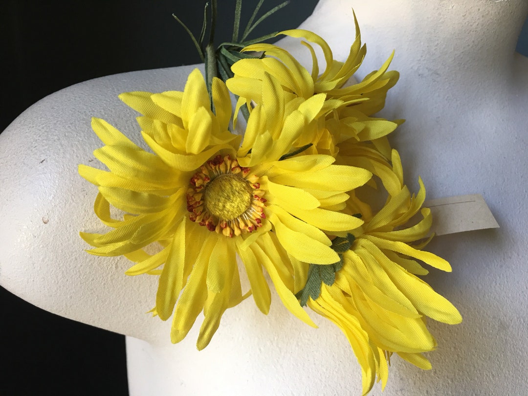 3 Deep YELLOW Mini Gerbera Daisies Vintage Millinery for Hats - Etsy