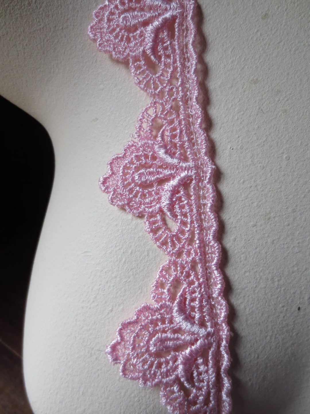 Pink Venise Lace Trim in Strawberry Ice Cream for Garments, Costumes CL ...