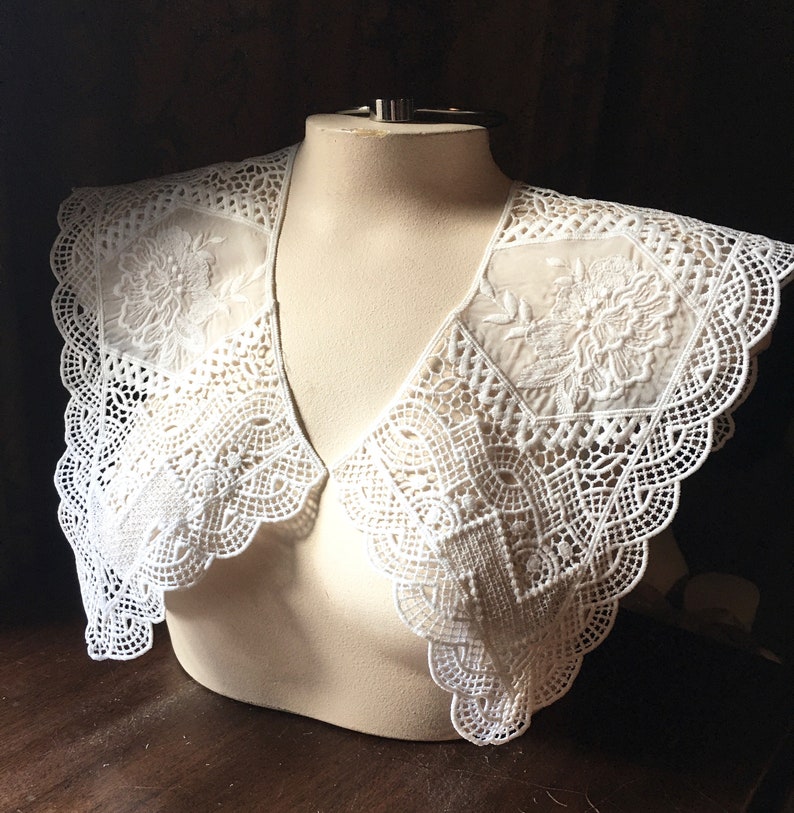 White Collar RBG Lace Pair Venise Lace for Fake Collars | Etsy