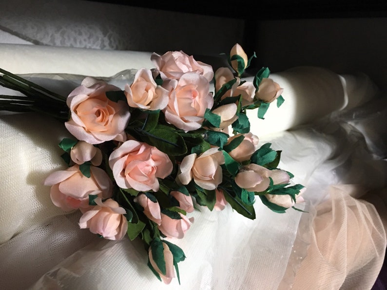 DOZEN Peach Rose & Buds Vintage Silk for Bridal Boutonnieres | Etsy