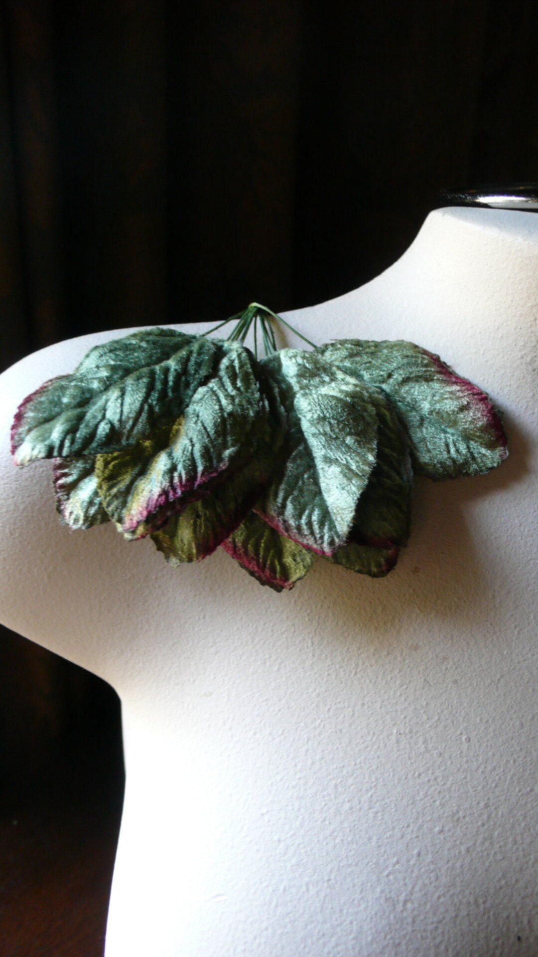 12 Green Leaves Velvet Leaves for Bridal, Corsages, Bouquets ...