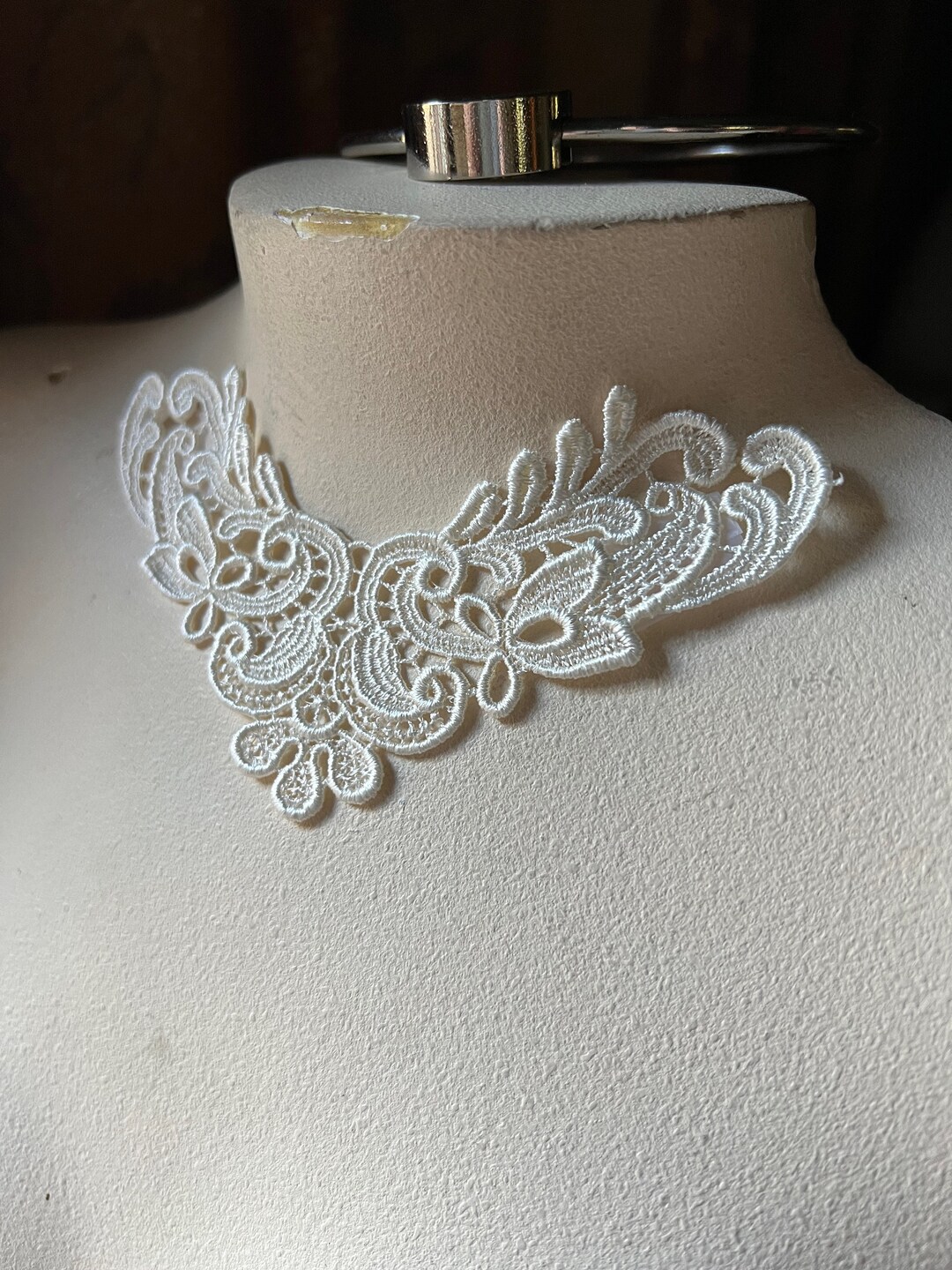 Ivory Lace Applique: USA Made Rayon Bridal Garment Embellishment SIA ...