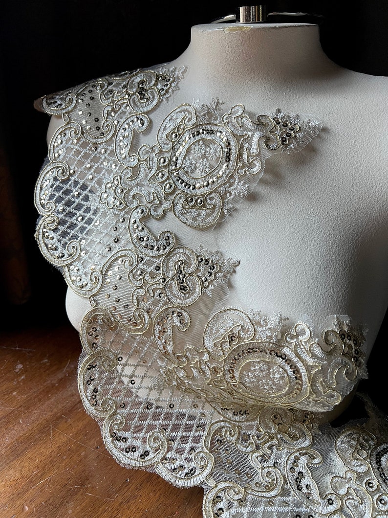 BRIGHT Gold Lace Alencon Bridal Lace Scalloped for Ballet - Etsy