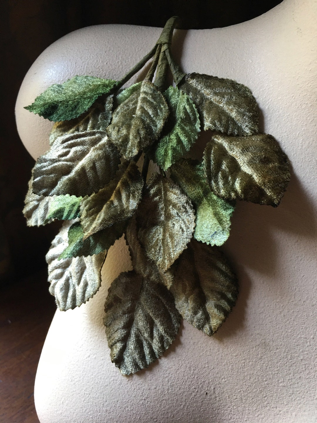 Green Leaves Velvet Leaves in Mixed Greens for Bridal, Boutonnieres ...