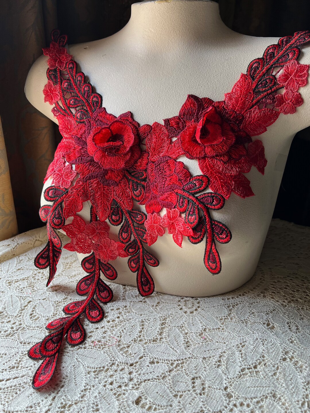 Red Rose 3D Lace Applique: Peacock Feather Design CA 945 - Etsy