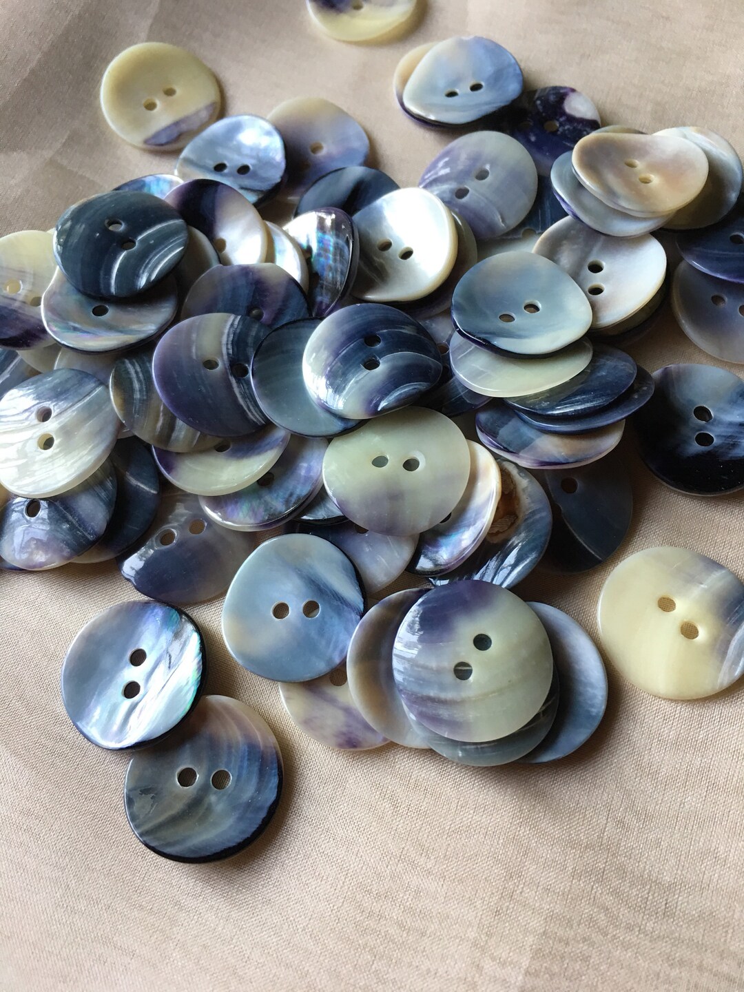 8 Blue Mussel Mother of Pearl Buttons 32L 21mm for Knitting, Jewelry ...
