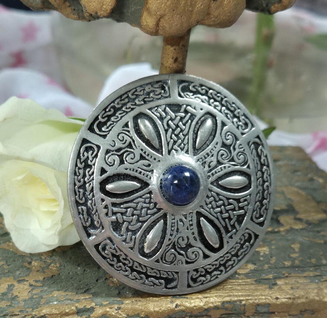Mid Century 1980s Vintage Celtic Wheel Gemstone Brooch, Made of Pewter ...