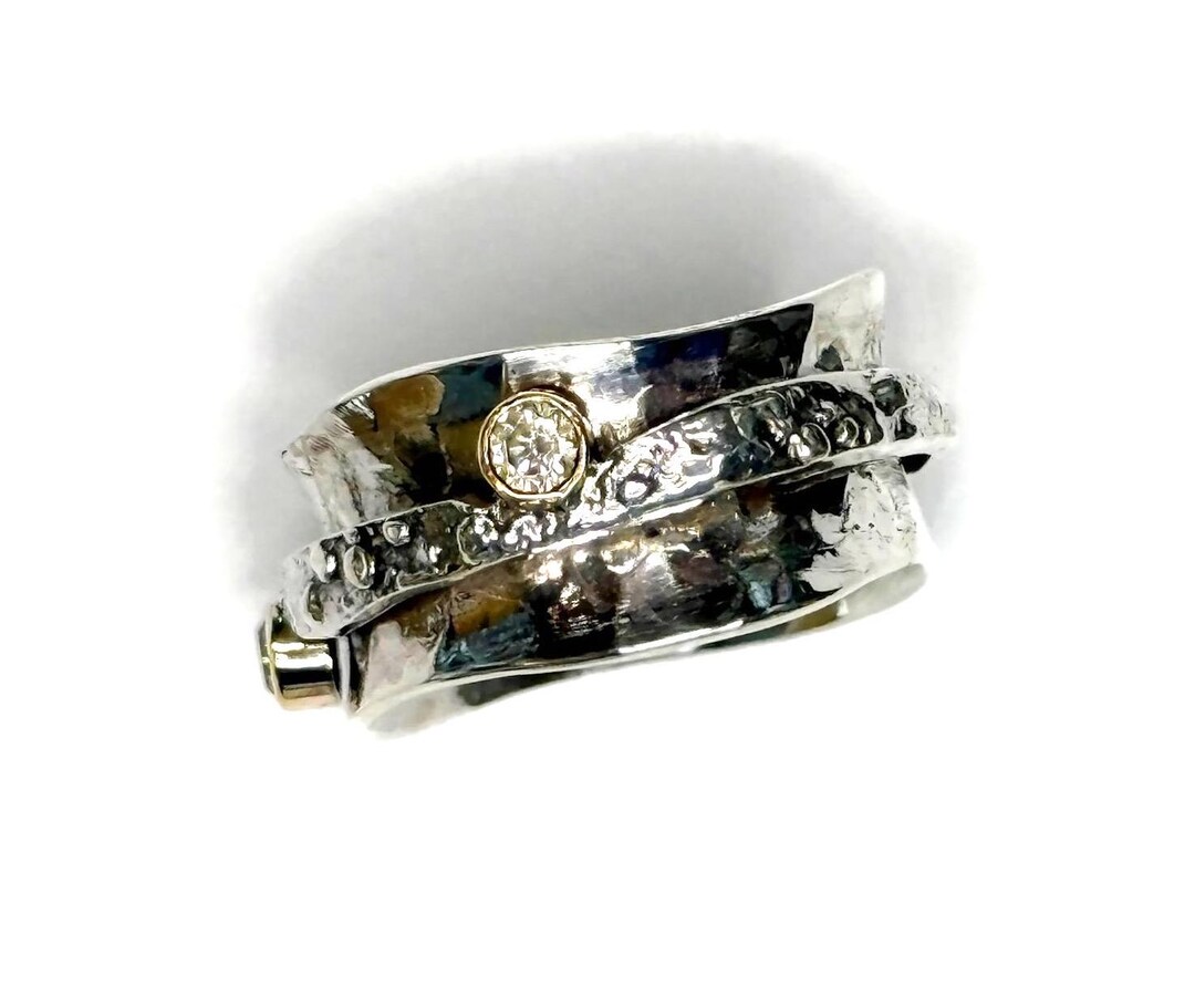 Three Stone Spinning Ring Narrow: A Refined Fusion of Stones and ...