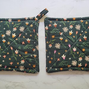 Floral Pot Holders Set(2), Kitchen Hot Pads, Spring Kitchen Accessories ...