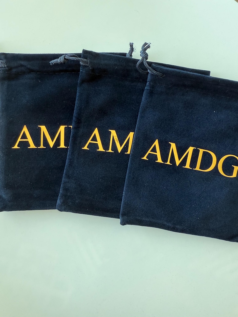 Custom Velvet Gift Bags | Navy Blue Drawstring Pouches With Logo for ...
