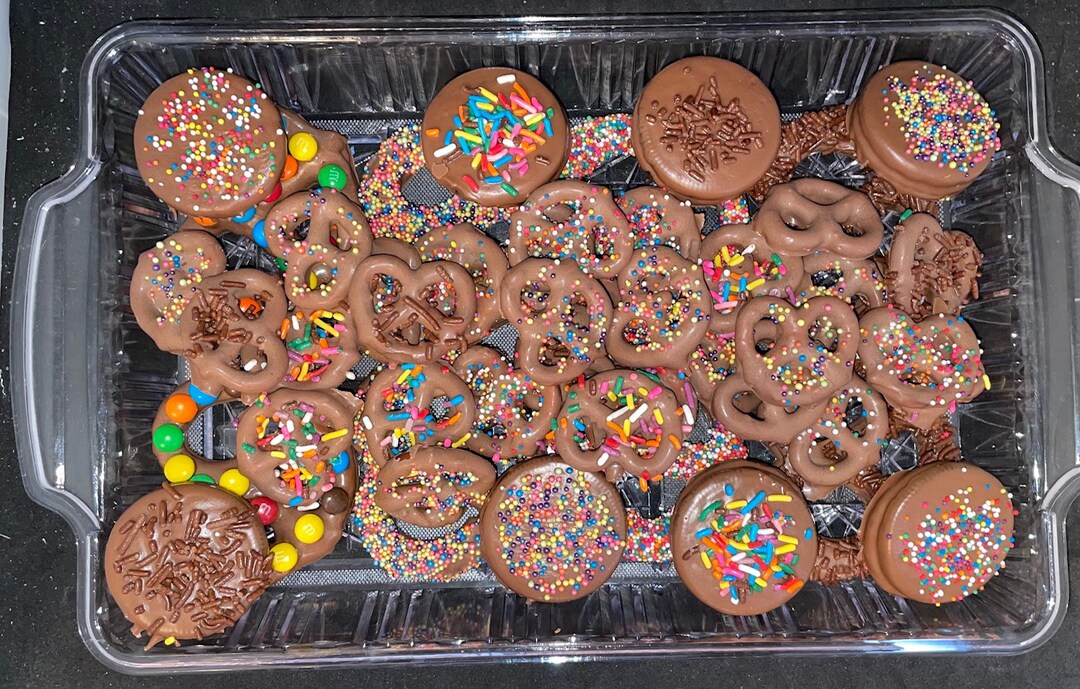 Chocolate Covered Pretzels & Oreos Platter - Etsy