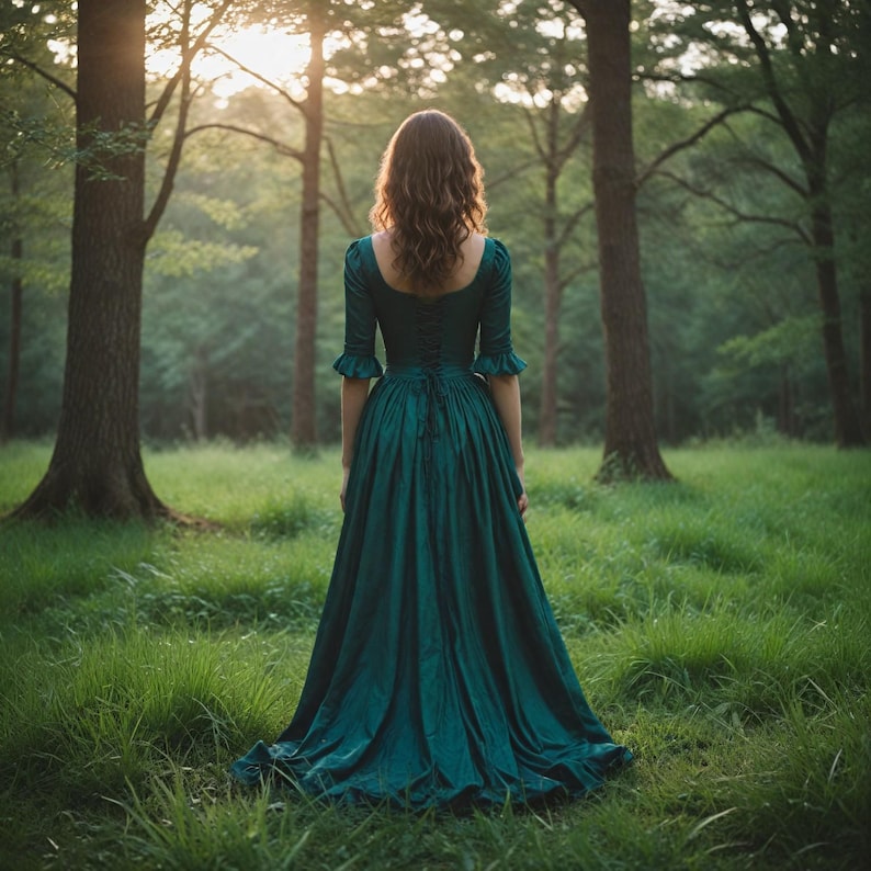 Forest Green Renaissance Gown Medieval Princess Dress With Bodice ...