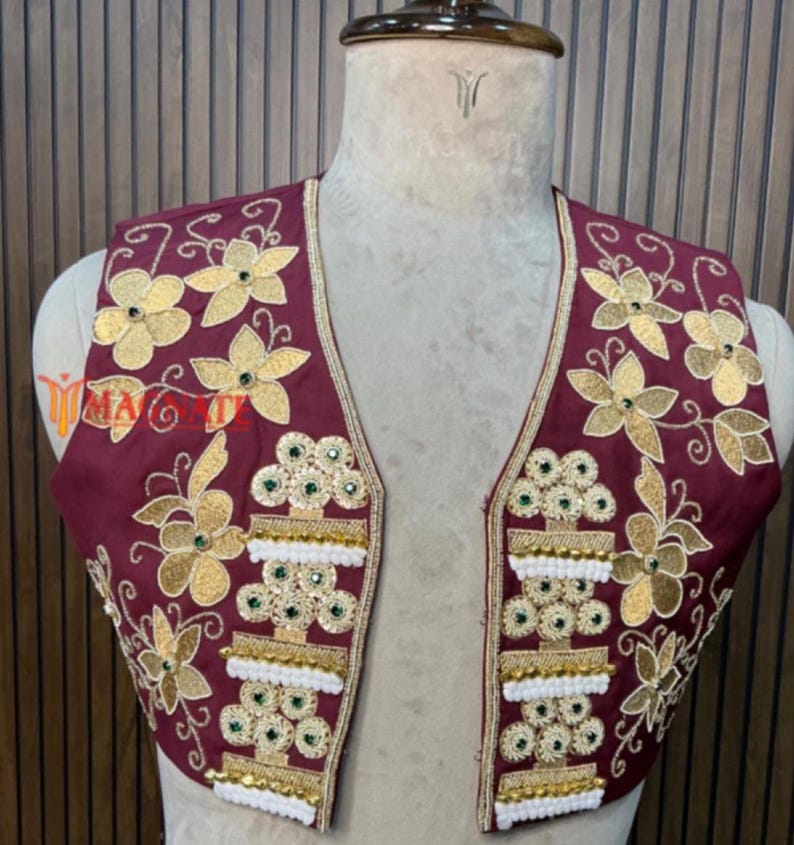 Men Customize Red 3PC Matador Suit Gold Embroidered Spanish Bull ...