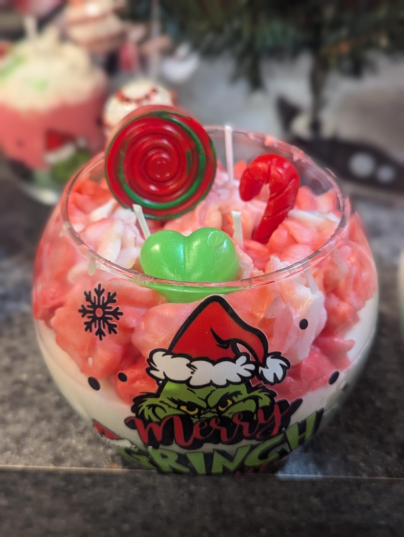 23oz Grinch Christmas Tree Candle| How the Grinch Stole Christmas ...